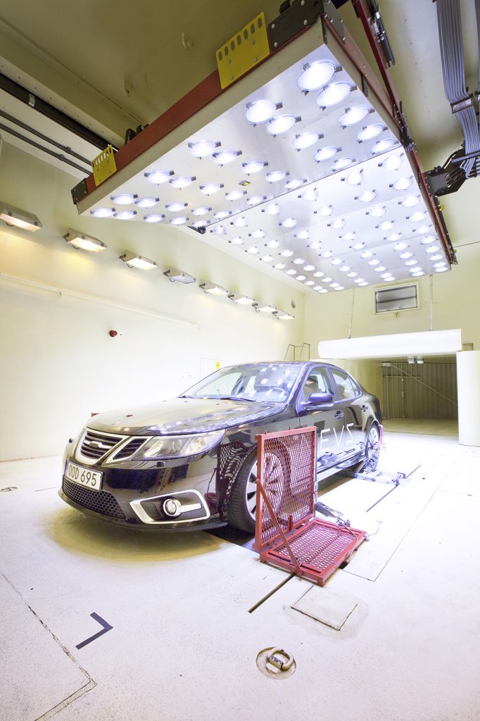 Suntech Sun Simulator - Ircon-Solaronics